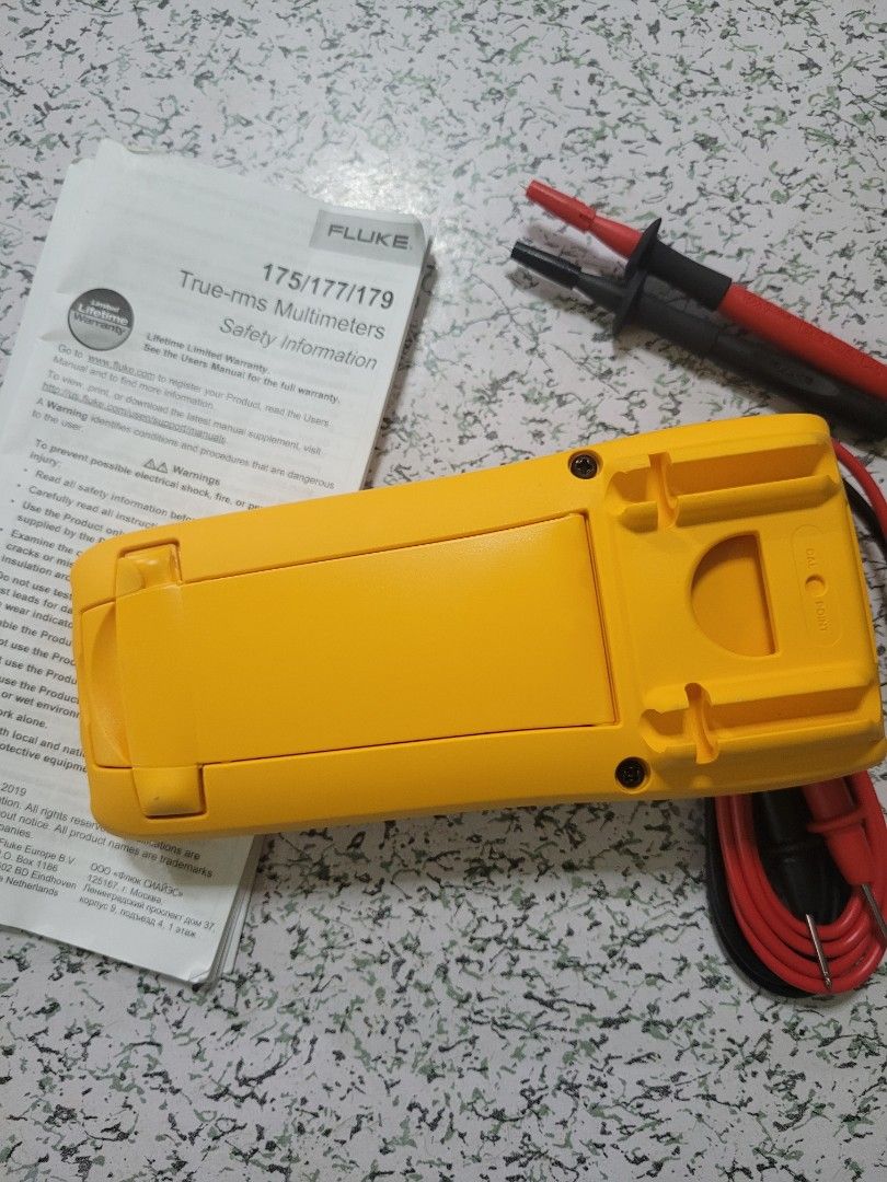 FLUKE 177 TRUE RMS MULTIMETER, Commercial & Industrial, Construction ...