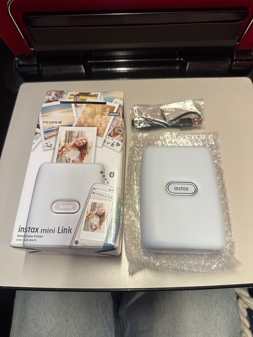Fujifilm Instax Mini Link 1, Photography, Cameras on Carousell