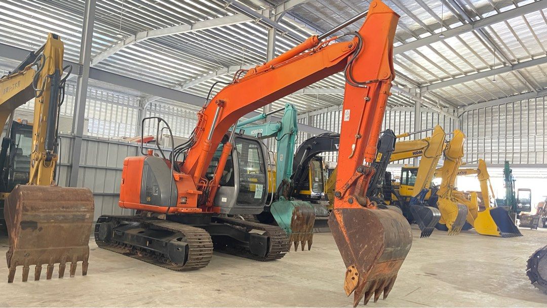 Hitachi ZX135 with Breakerline, Special Vehicles, Heavy Vehicles on ...