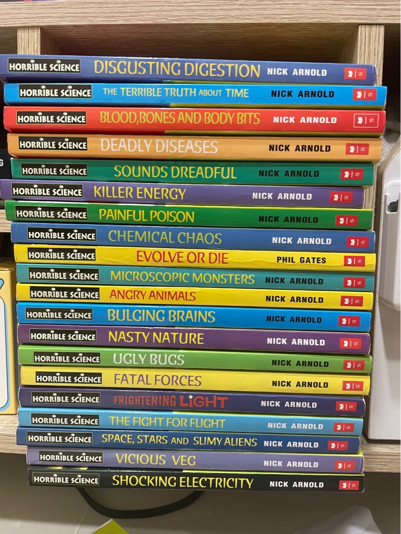Horrible science full set (20books)only $ 45, Hobbies & Toys, Books ...