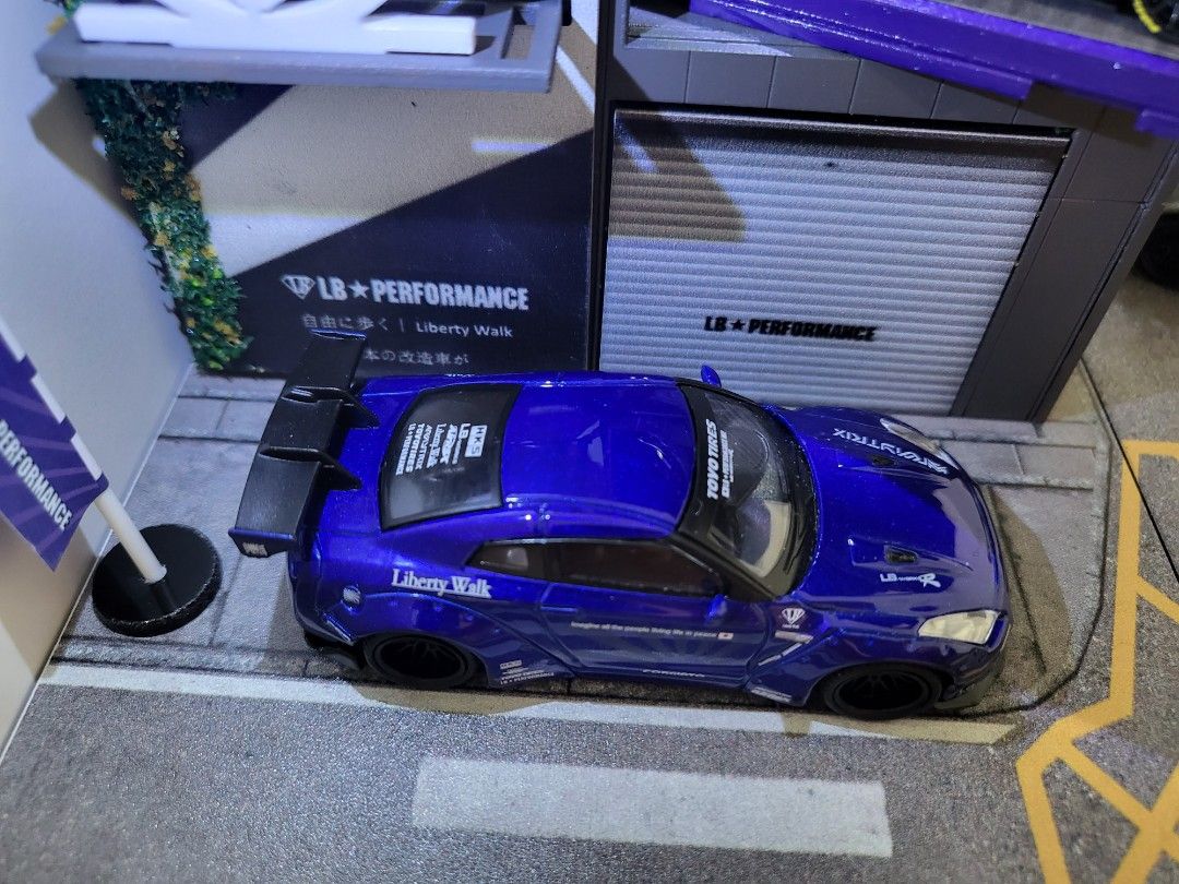 Magic City LB Performance & Monster Diorama for scale 1/64 Liberty Walk (LBWK) Tag: Mini GT ...