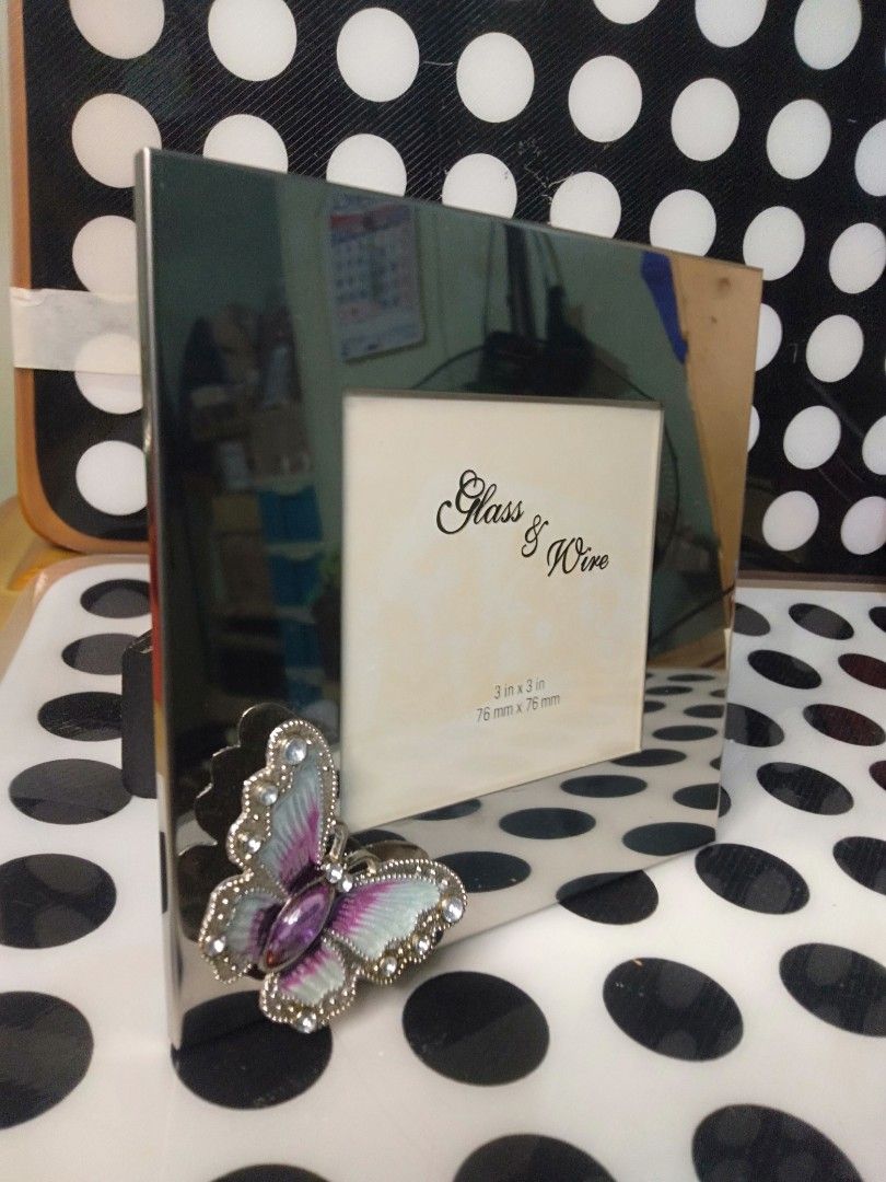 Metal Picture Frame With Butterfly Design Made by Avon France ...
