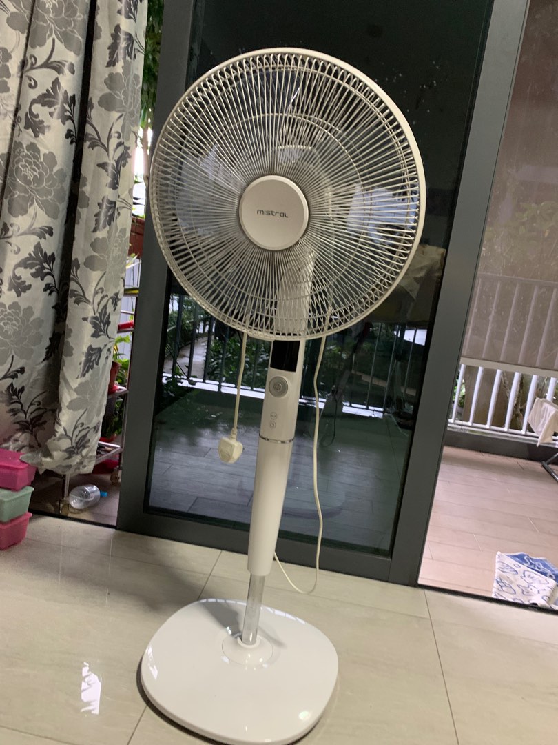 Mistral MIF400RI Inverter Stand Fan White, Furniture & Home Living ...
