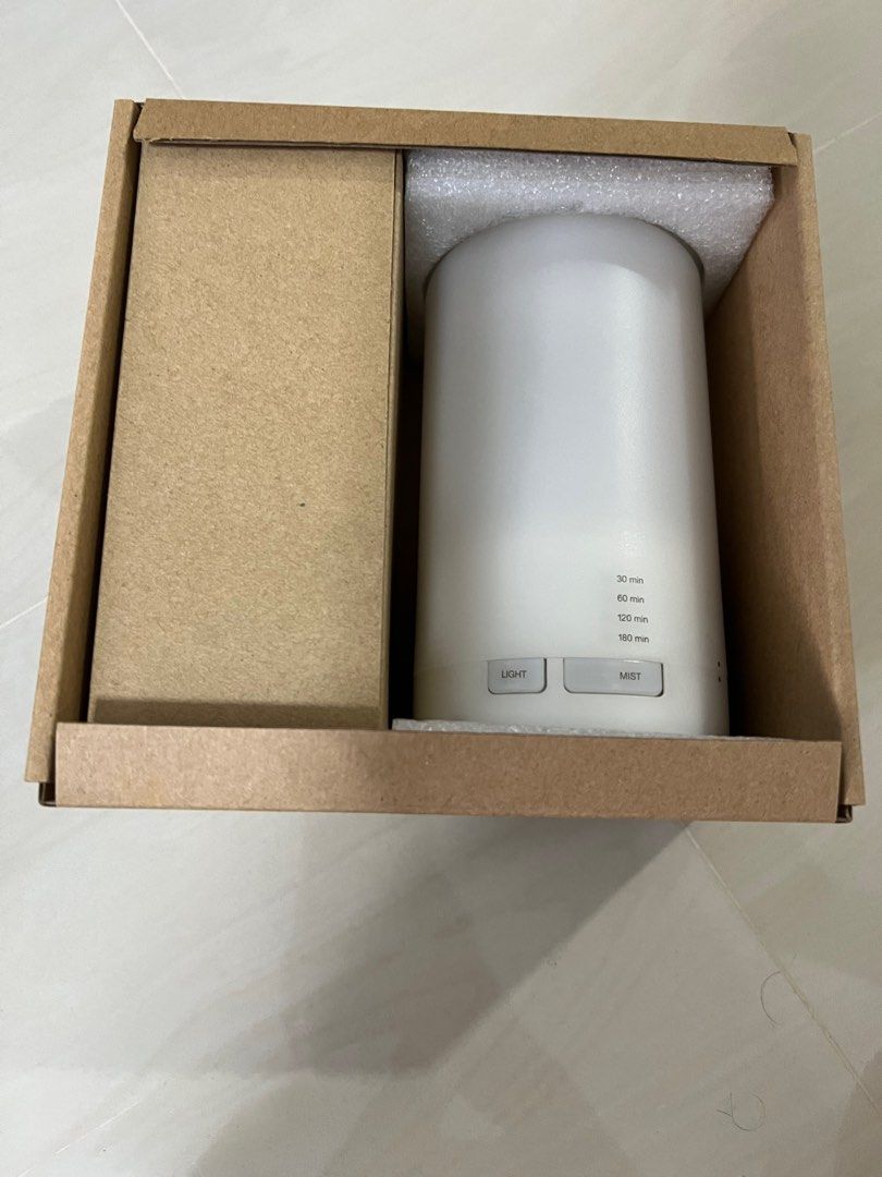 Muji Aroma Diffuser, Furniture & Home Living, Home Fragrance on Carousell