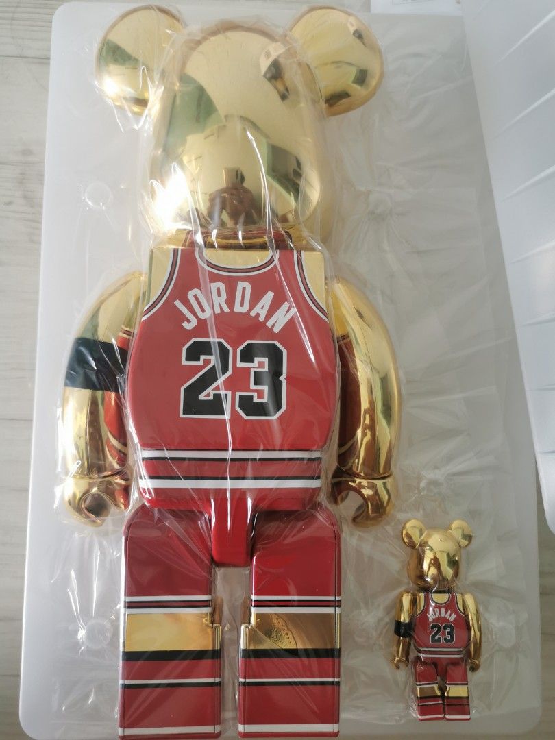 NBA Jordan Bearbrick 400% and 100%, Hobbies & Toys, Toys & Games on ...