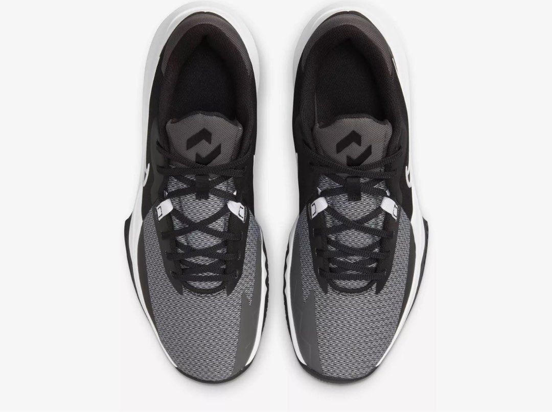 Nike precision 6 oreo, Men's Fashion, Footwear, Sneakers on Carousell