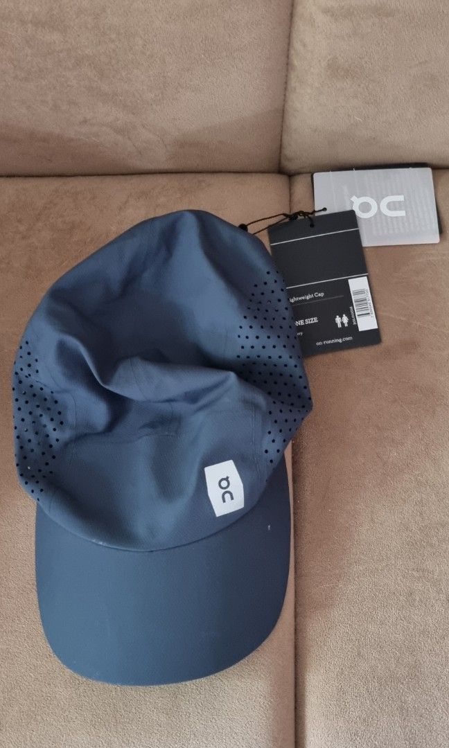 On Cloud cap, Men's Fashion, Watches & Accessories, Caps & Hats on ...