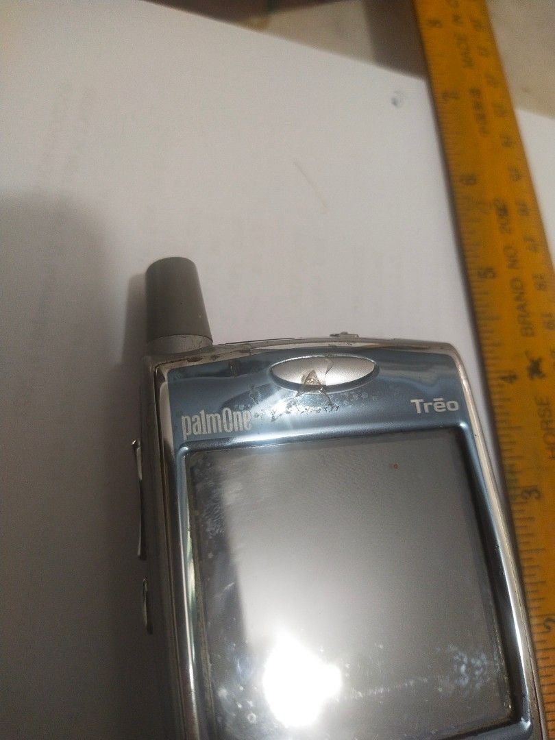 PALM Treo 650 & PALM Treo 680 Smart phones/from 2004 & 2006/NOT WORKING ...