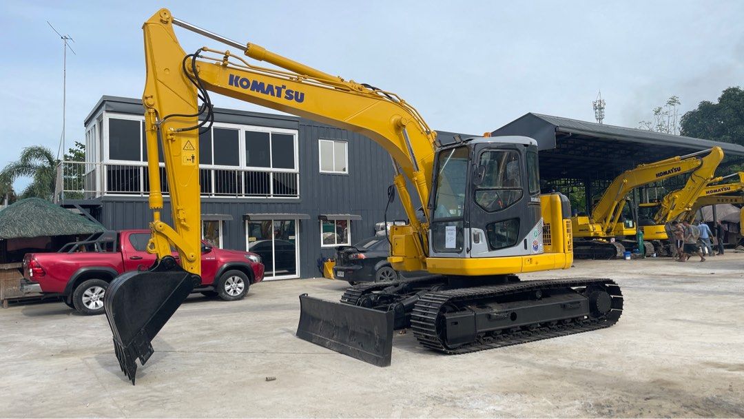 PC138-2 Breakerline Dozer, Special Vehicles, Heavy Vehicles on Carousell