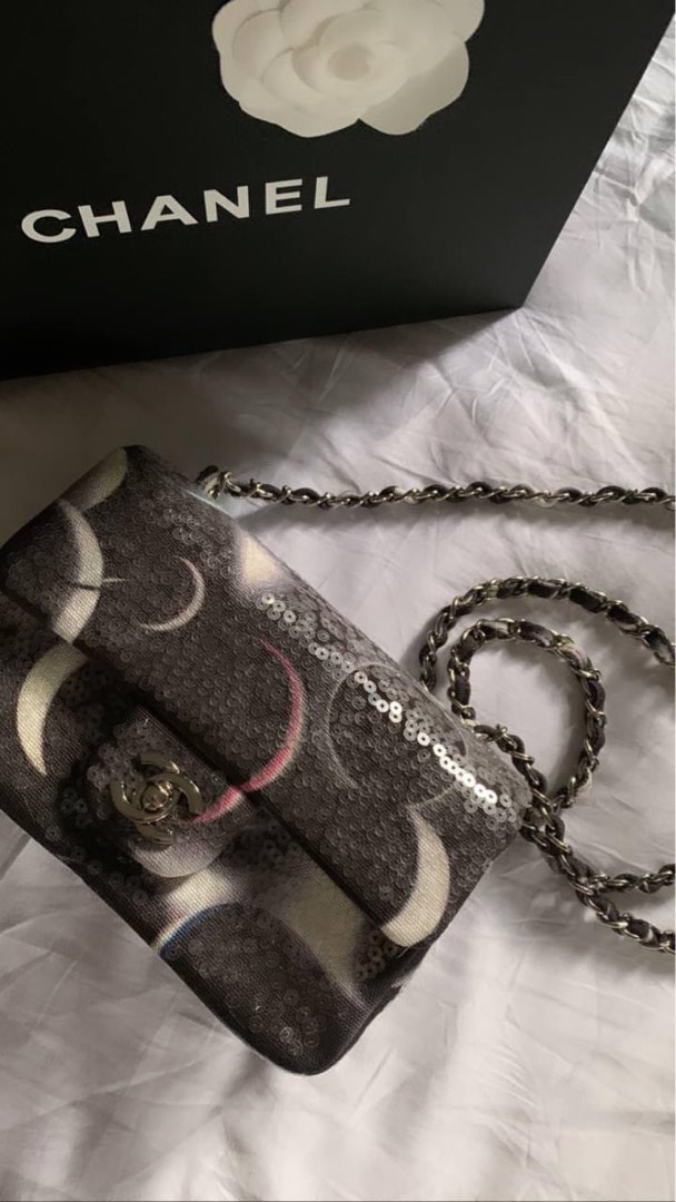 RARE Sequined Bag (complete inclusion), Luxury, Bags & Wallets on Carousell