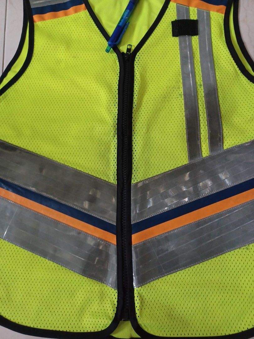 Security and traffic control luminous reflective hi-vis safety vest ...