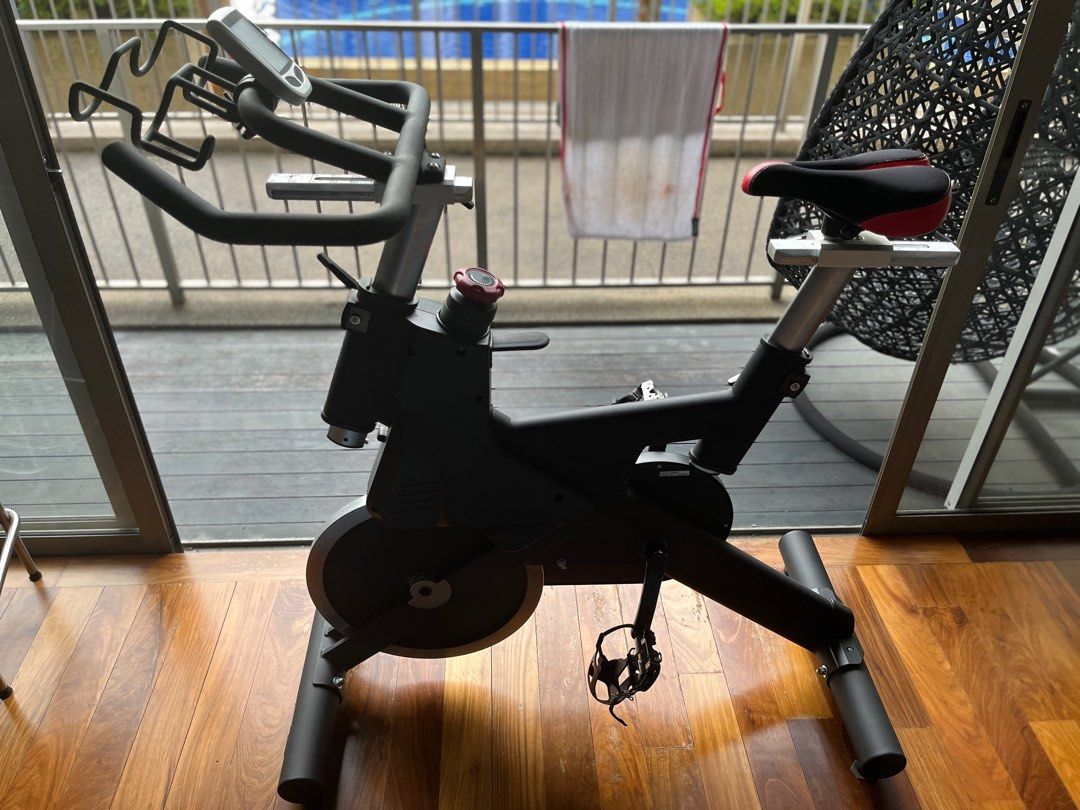 Sole SB900 Static Exercise Bike, Sports Equipment, Exercise & Fitness ...