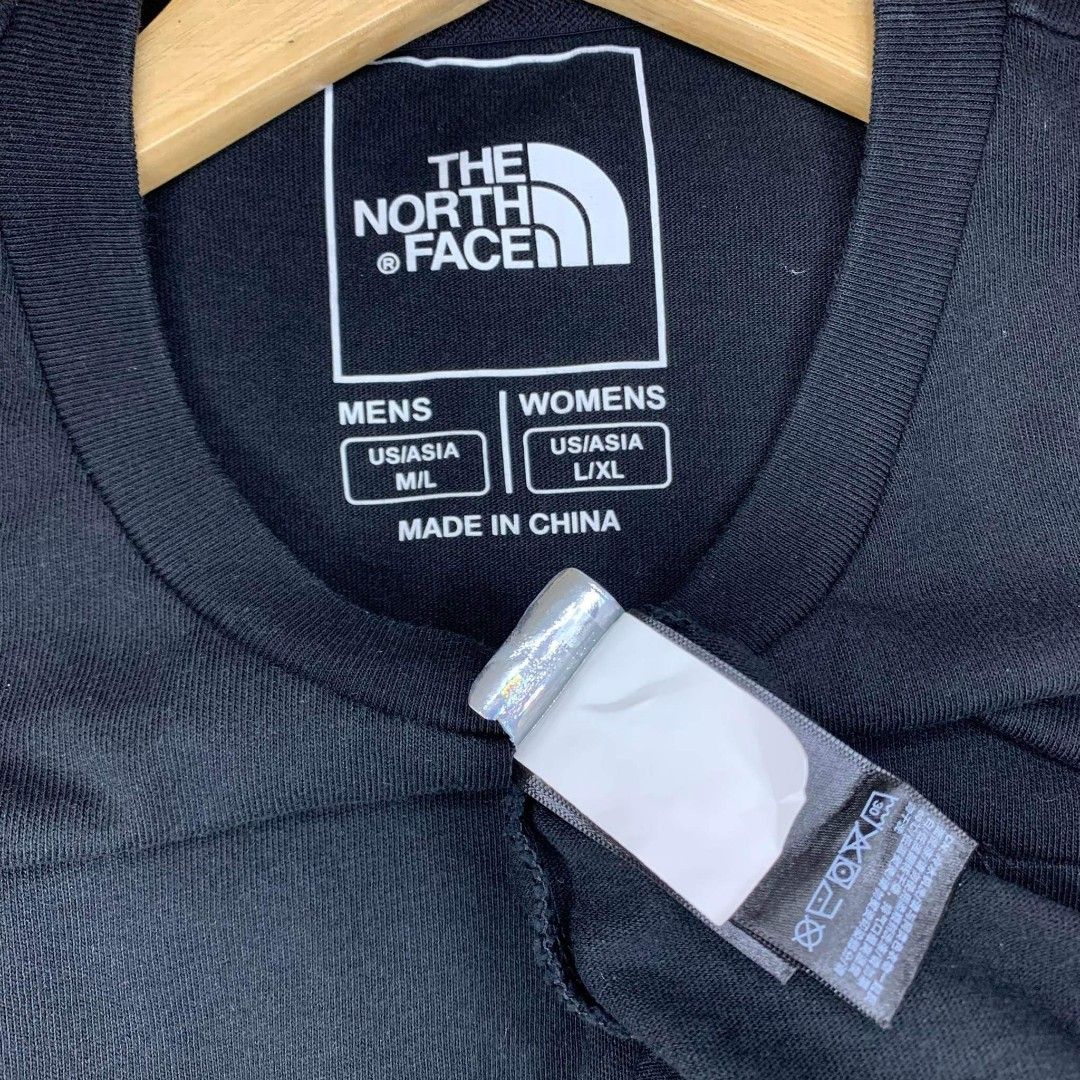 The North Face Pocket Tee Logo, Men's Fashion, Tops & Sets, Tshirts ...