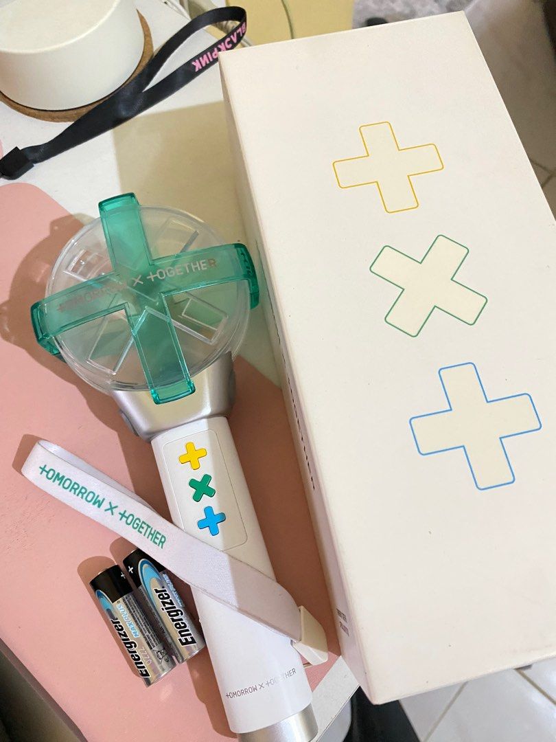 TXT Official Lightstick - MOA Bong, Furniture & Home Living, Lighting ...