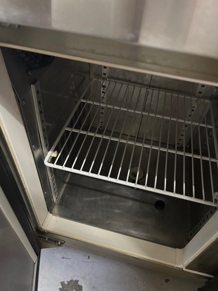 Unicool Chiller Taiwan 2 Door Counter Top (Dual Temp Control), TV ...