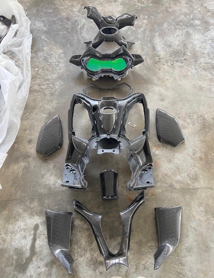 Xmax honeycomb/ carbon Kevlar inner set preorder $700 full same as ...