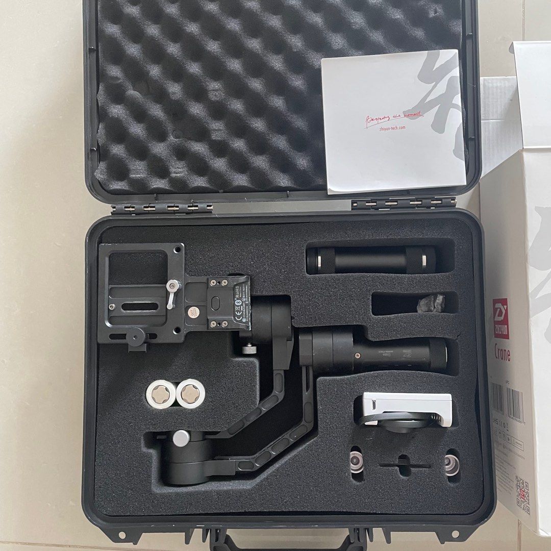 Zhiyun crane v2 with extender arm, Photography, Photography Accessories ...