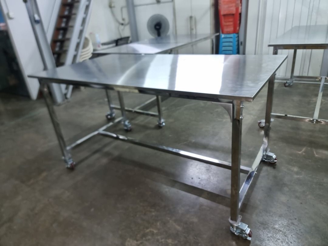 LARGE 304 Stainless steel table with wheels and stand, Furniture & Home ...