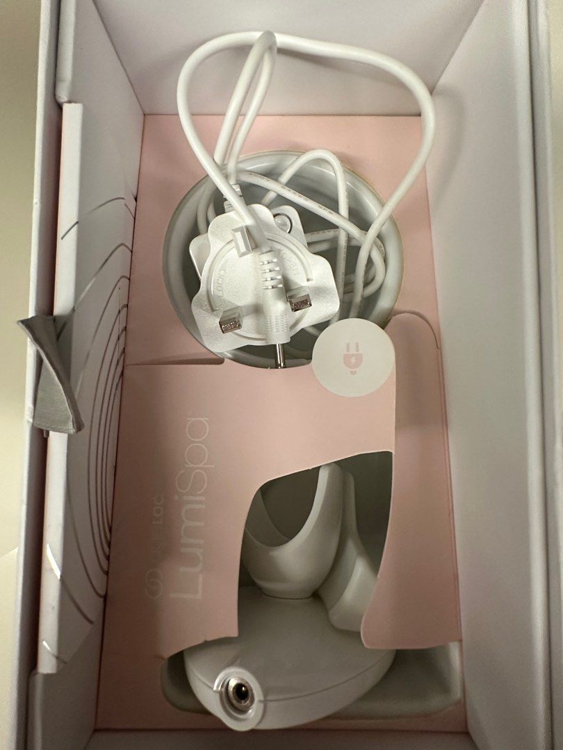 Ageloc Nuskin Lumi spa *pink* limited edition!, Beauty & Personal Care ...