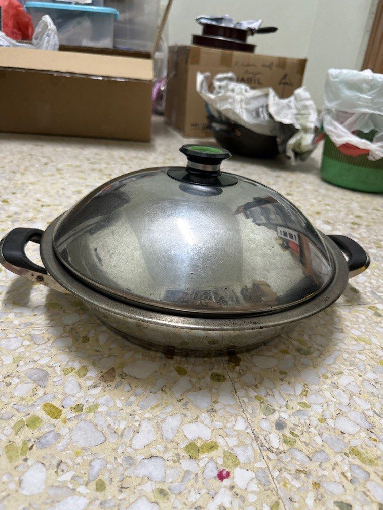 AMC POT 36cm and whole set of pots , TV & Home Appliances, Kitchen ...