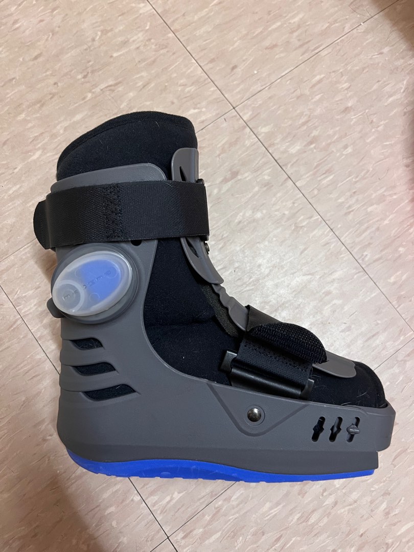 Apollo Walker/Removable Boot/Cast (short), Health & Nutrition, Braces ...