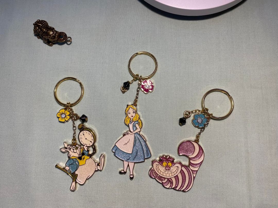 Authentic Alice in Wonderland Keychains (set of 3), Everything Else ...