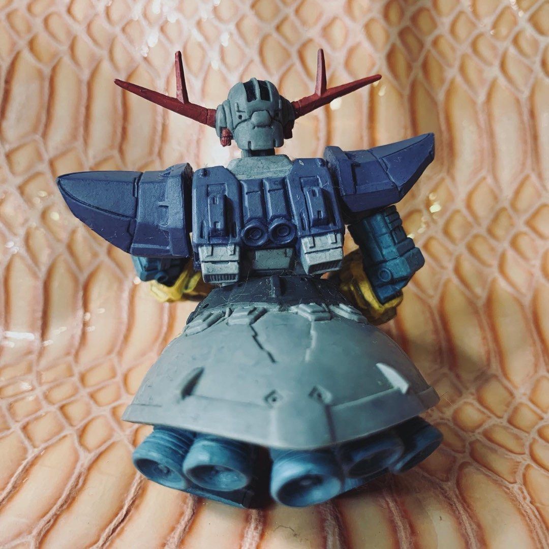 BANDAI HG系列 鋼彈 機動戰士 ジオング (ZEONG) 絕版扭蛋, 興趣及遊戲, 玩具與遊戲在旋轉拍賣