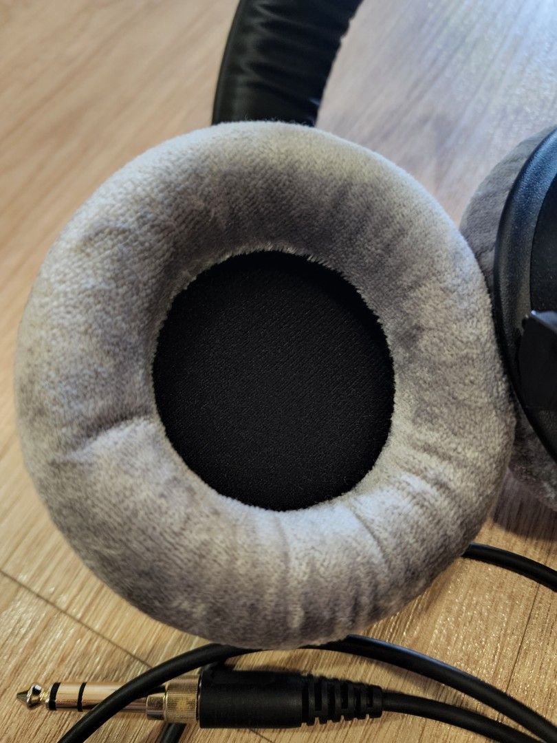 Beyerdynamic Dt770 Pro 80ohm, Audio, Headphones & Headsets on Carousell