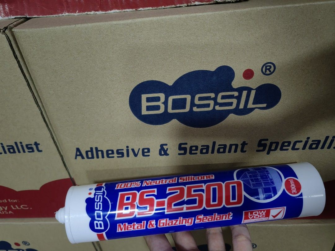 Bossil BS-2500 Metal & Glazing Sealant, Home Services, Others on Carousell
