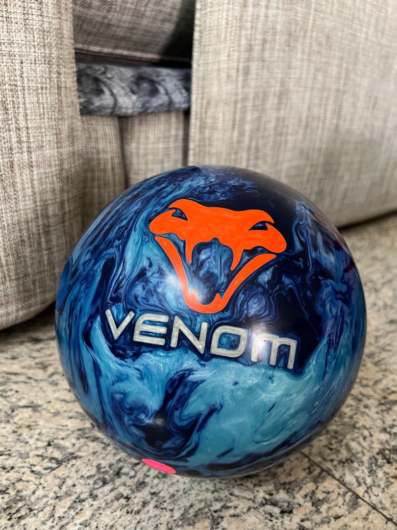 Bowling Ball - Motiv Venom, Sports Equipment, Sports & Games, Billiards ...