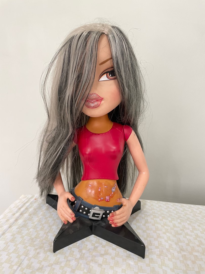 Bratz head, Hobbies & Toys, Toys & Games on Carousell