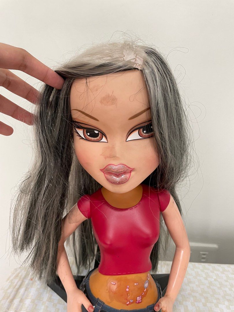 Bratz head, Hobbies & Toys, Toys & Games on Carousell