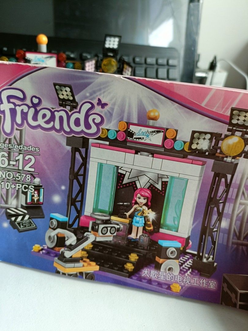 Bricks Friends, Hobbies & Toys, Toys & Games on Carousell
