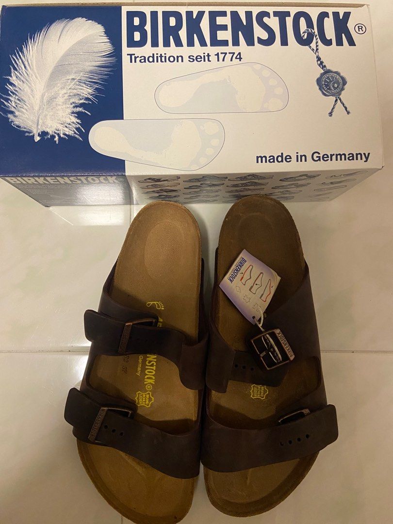 Briken stock, Men's Fashion, Footwear, Flipflops and Slides on Carousell