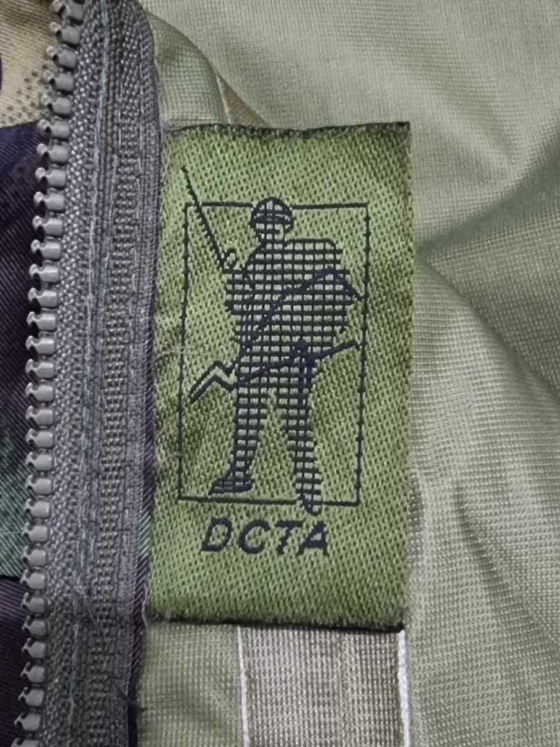 British army waterproof MVP. Jacket DPM, Men's Fashion, Coats, Jackets ...