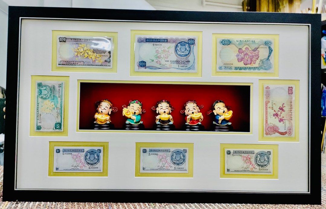 Custom size Currency Frame, Hobbies & Toys, Memorabilia & Collectibles ...