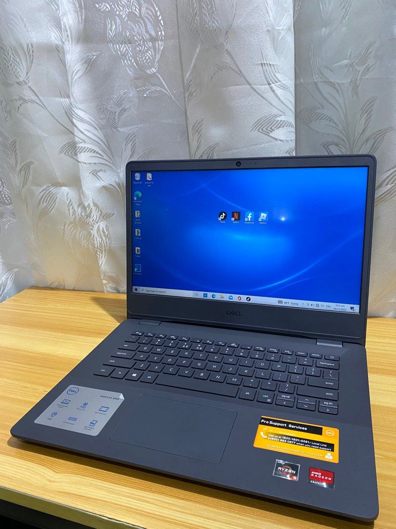 DELL LAPTOP / AMD RYZEN 5 3500U / 4GB RAM UPGRADABLE/ 256GB SSD ...