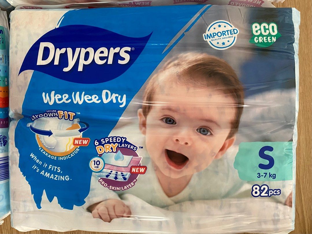 Drypers Wee Wee Dry Diapers. 4 packets, Babies & Kids, Bathing ...