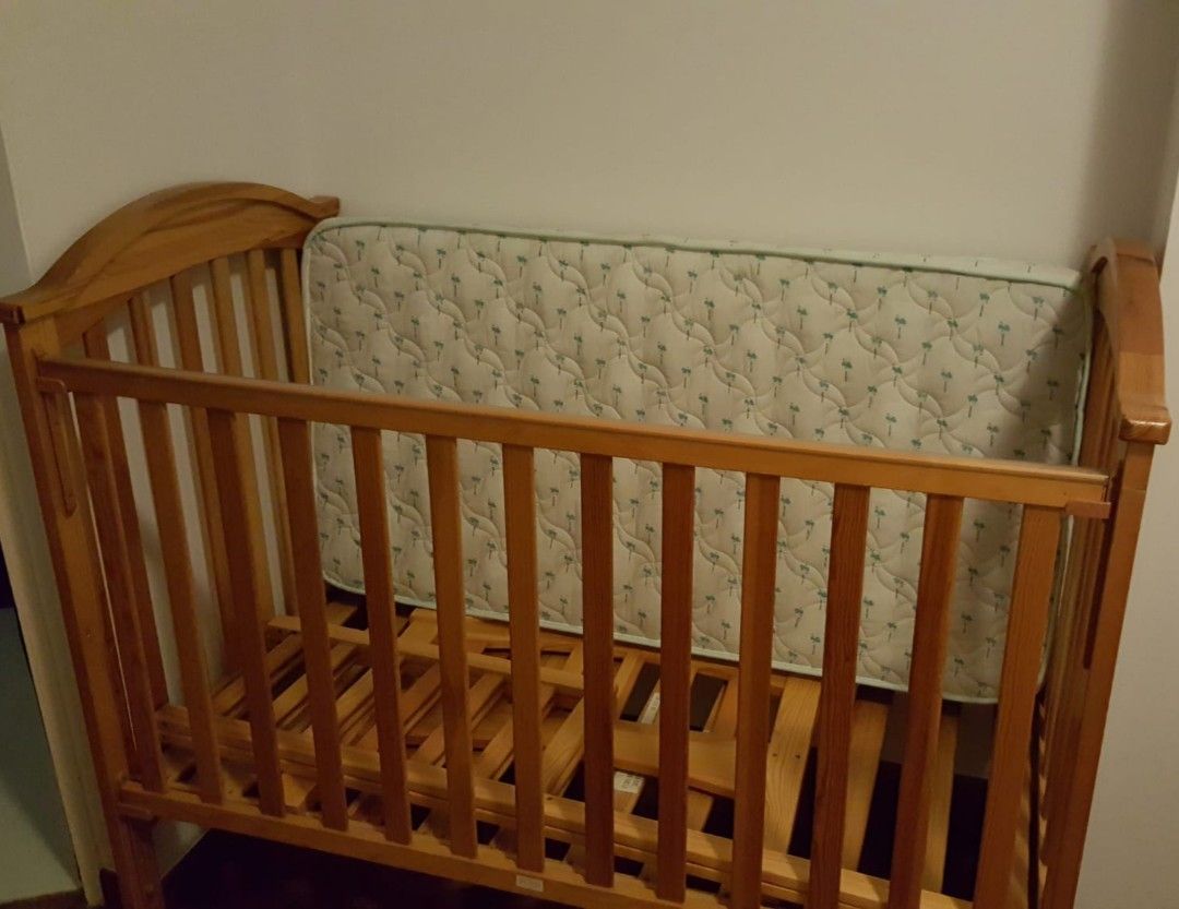 Free cot, Babies & Kids, Baby Nursery & Kids Furniture, Cots & Cribs on ...