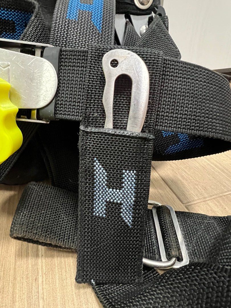 Halcyon backplate/wing with freebies, Sports Equipment, Other Sports ...