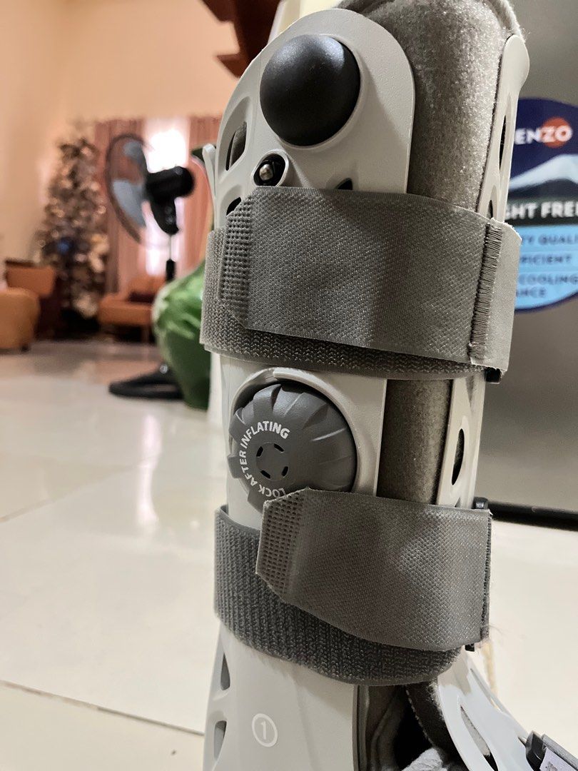 High Air Cast Boot - Original, Health & Nutrition, Braces, Support ...