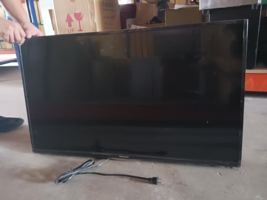 HISENSE LED Tech TV 39 inches 39N2174 no legs, TV & Home Appliances, TV ...