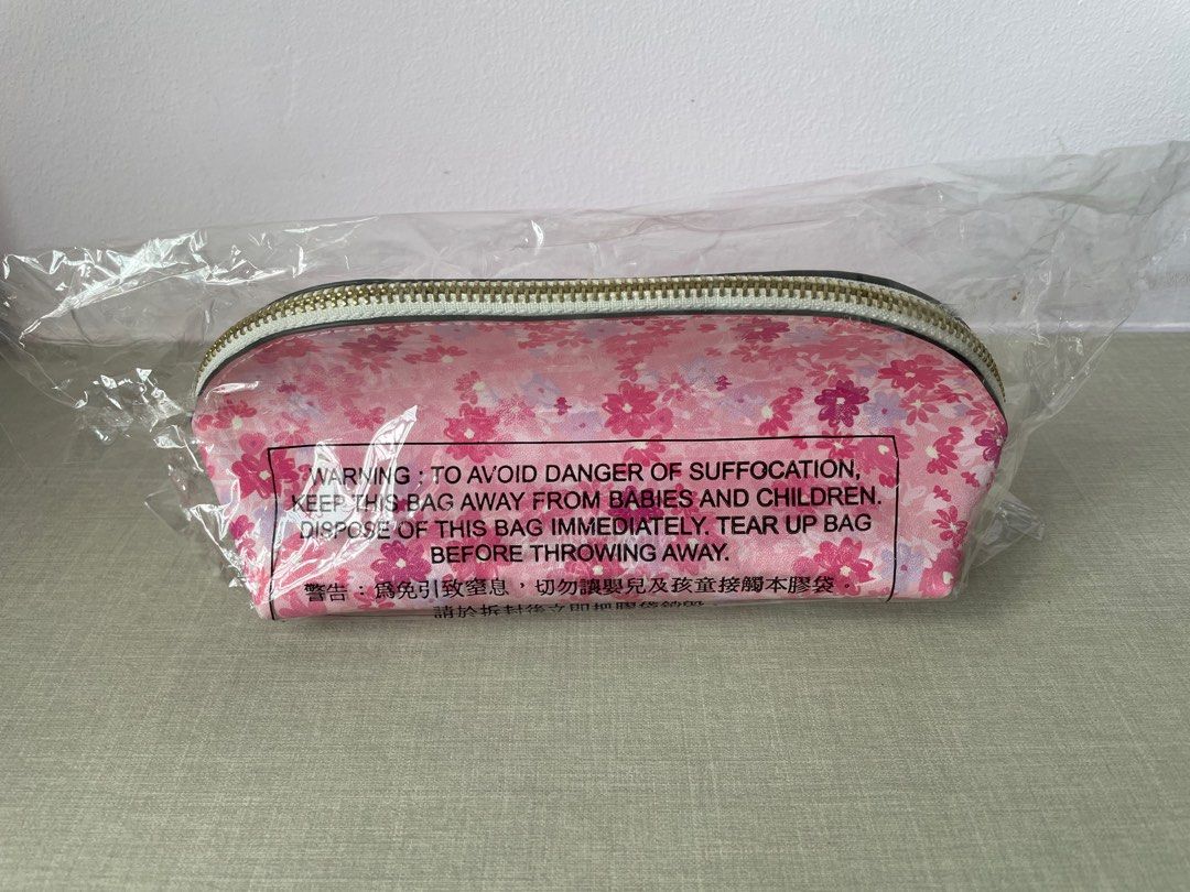 Jill Stuart pouch, Women's Fashion, Bags & Wallets, Purses & Pouches on ...