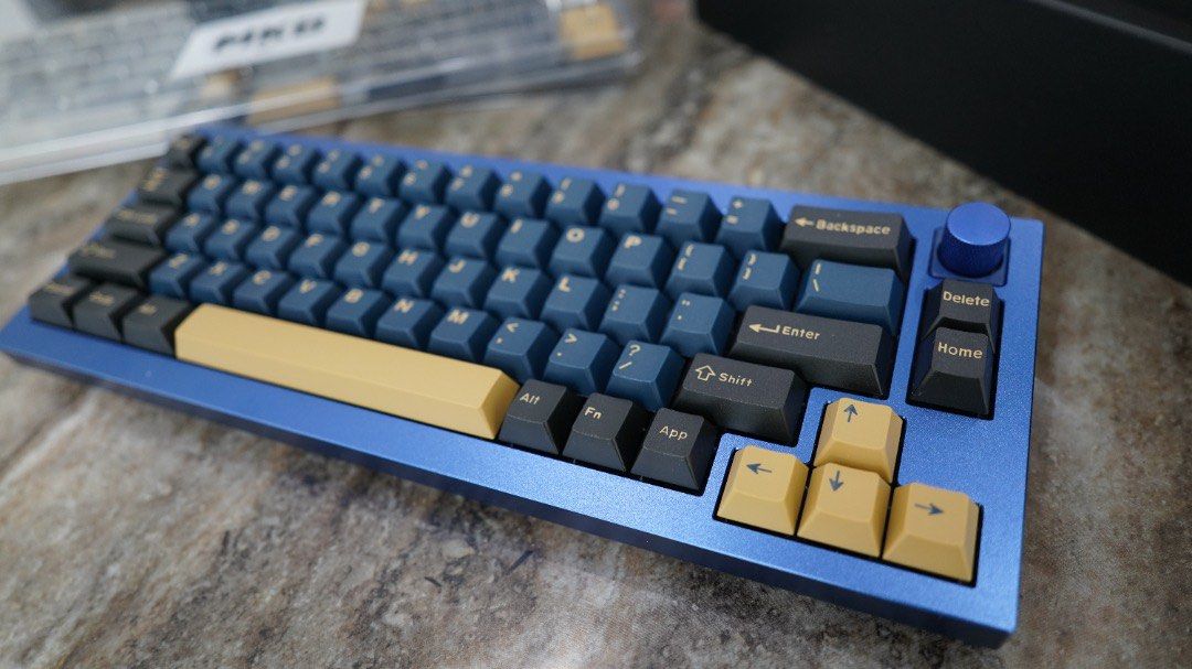 Keychron Q2 Navy Blue with Blue Samurai Keycaps, Computers & Tech ...