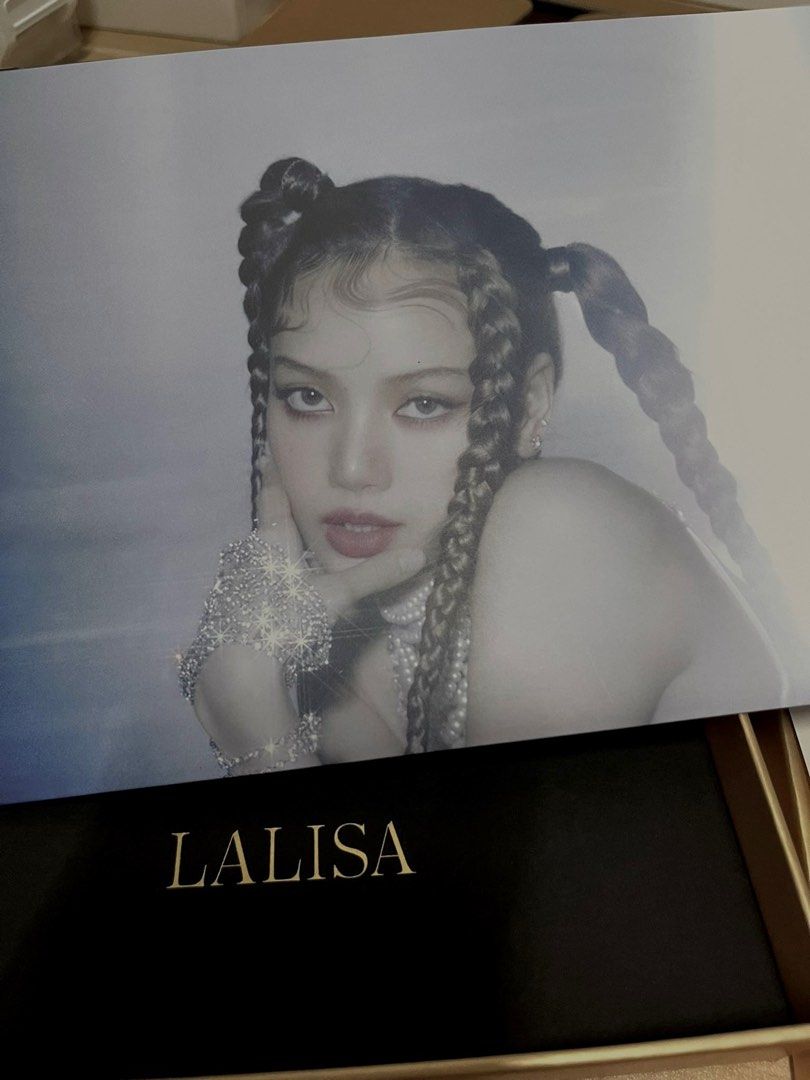 lalisa gold solo album unsealed lisa first single blackpink yg select ...