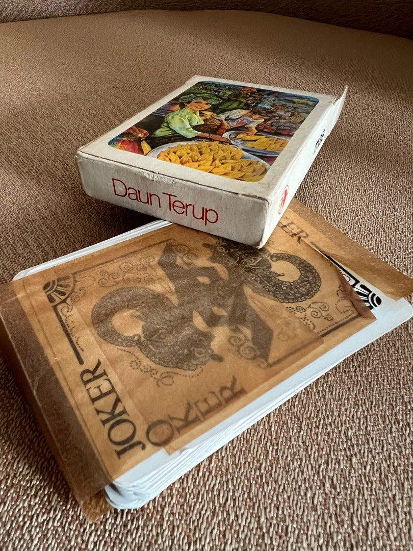 Malaysian Airlines Daun Terup (Playing Cards), Hobbies & Toys ...