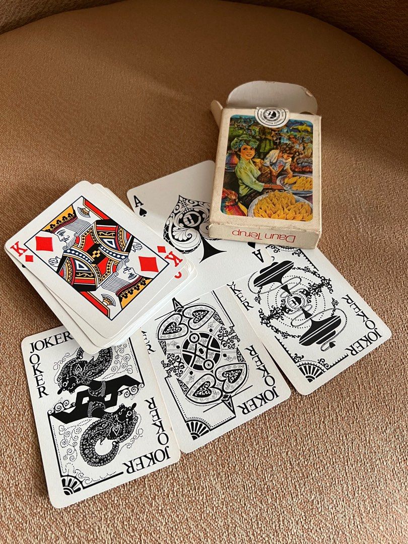 Malaysian Airlines Daun Terup (Playing Cards), Hobbies & Toys ...