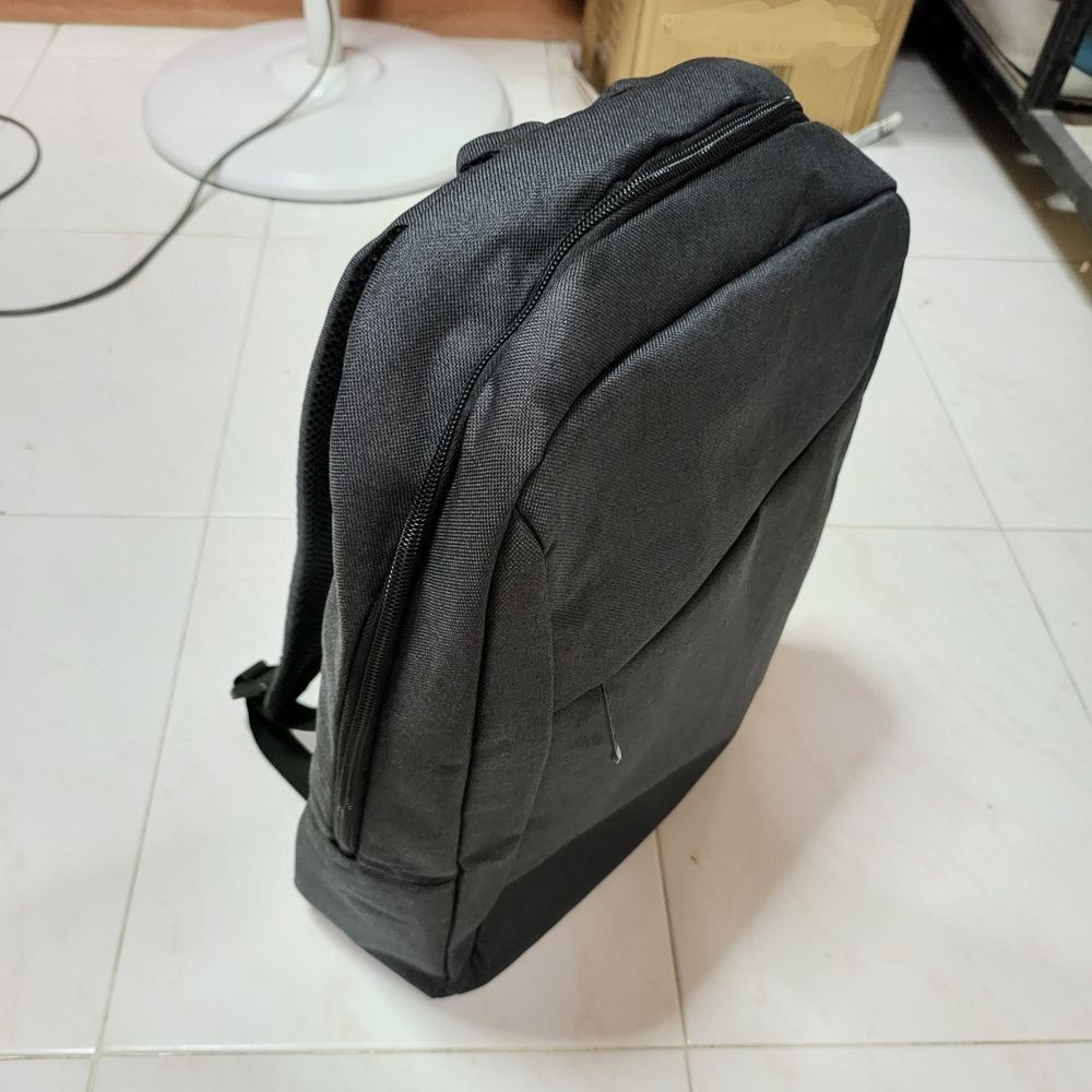 Meet any MRT, Laptop bag pack for able to put 15inch laptop, brand new ...