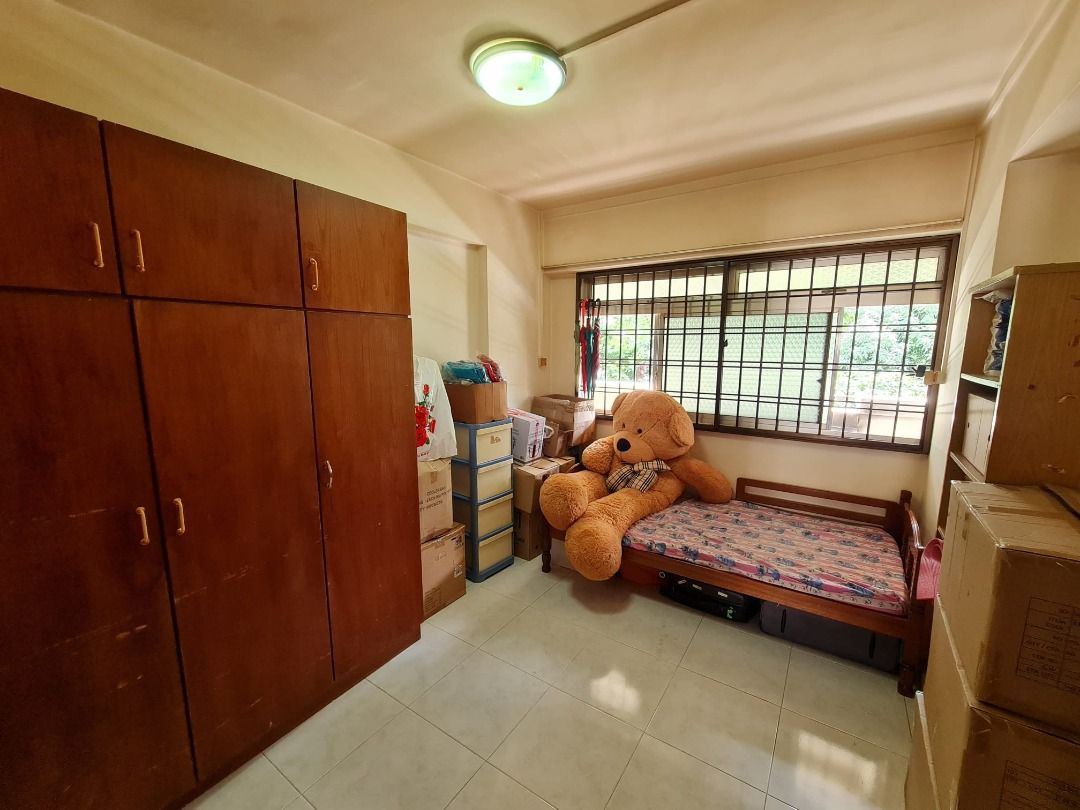 Mid-Floor 4a HDB unit w Squarish layout and Quiet facing, Property, For ...