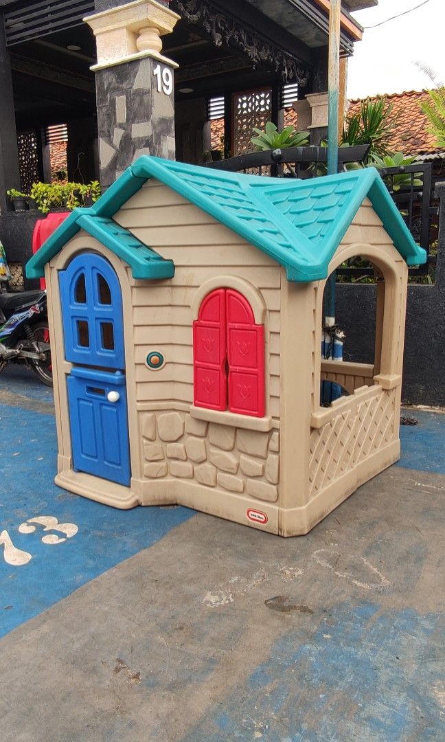 Little Tikes Imagine Sounds Playhouse